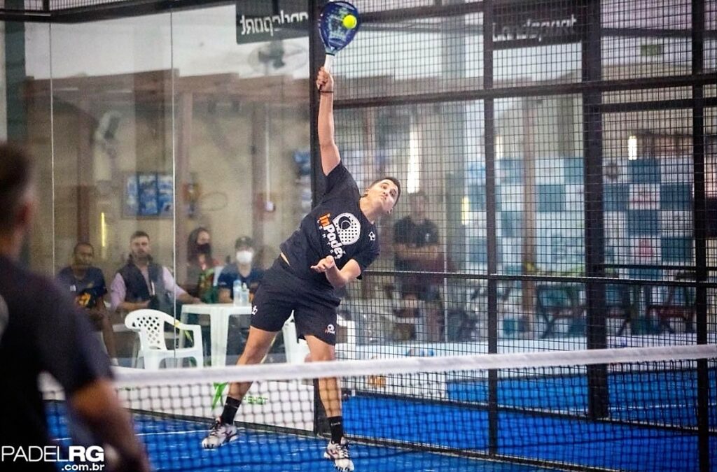 Argentino que mora em Santiago é destaque no Padel em circuito nacional ...